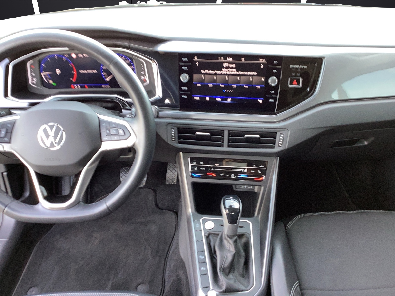 Volkswagen Taigo TSI Style DSG Matrix AHK Navi AID ACC RFK SH | Auto ...